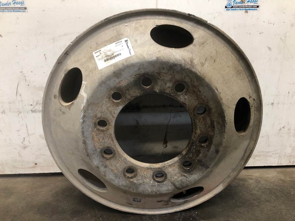 1997 PILOT 22.5 ALUM Tire & Rim for a Ford L9513 For Sale | Council Bluffs, IA | 25291256 ...