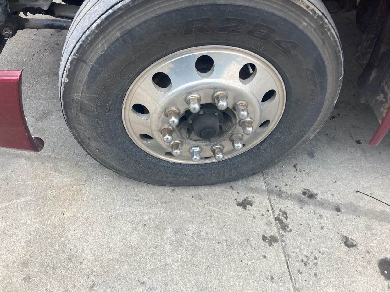 2015 PILOT 22.5 ALUM Tire & Rim for a Peterbilt 579 For Sale | Kansas City, MO | 25339586 ...
