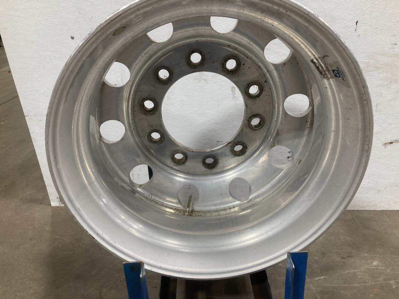 2017 PILOT 22.5 ALUM Tire & Rim for a Peterbilt 579 For Sale | Sioux Falls, SD | 25560276 ...