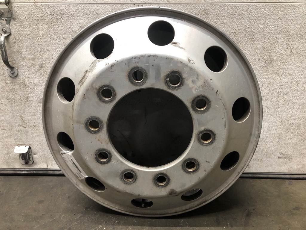 2012 PILOT 22.5 ALUM Tire & Rim for a Freightliner Cascadia For Sale | Council Bluffs, IA ...