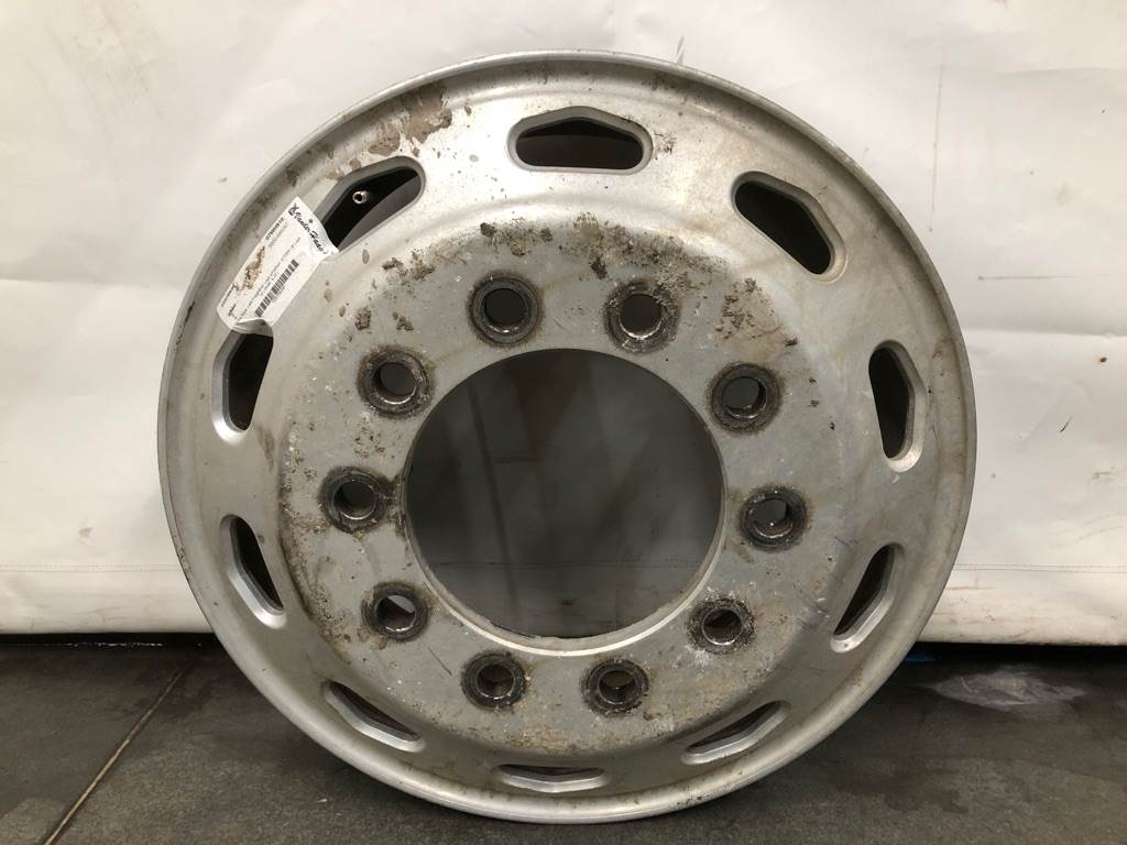 2007 PILOT 22.5 ALUM Tire & Rim for a Freightliner Columbia 120 For Sale | Council Bluffs, IA ...