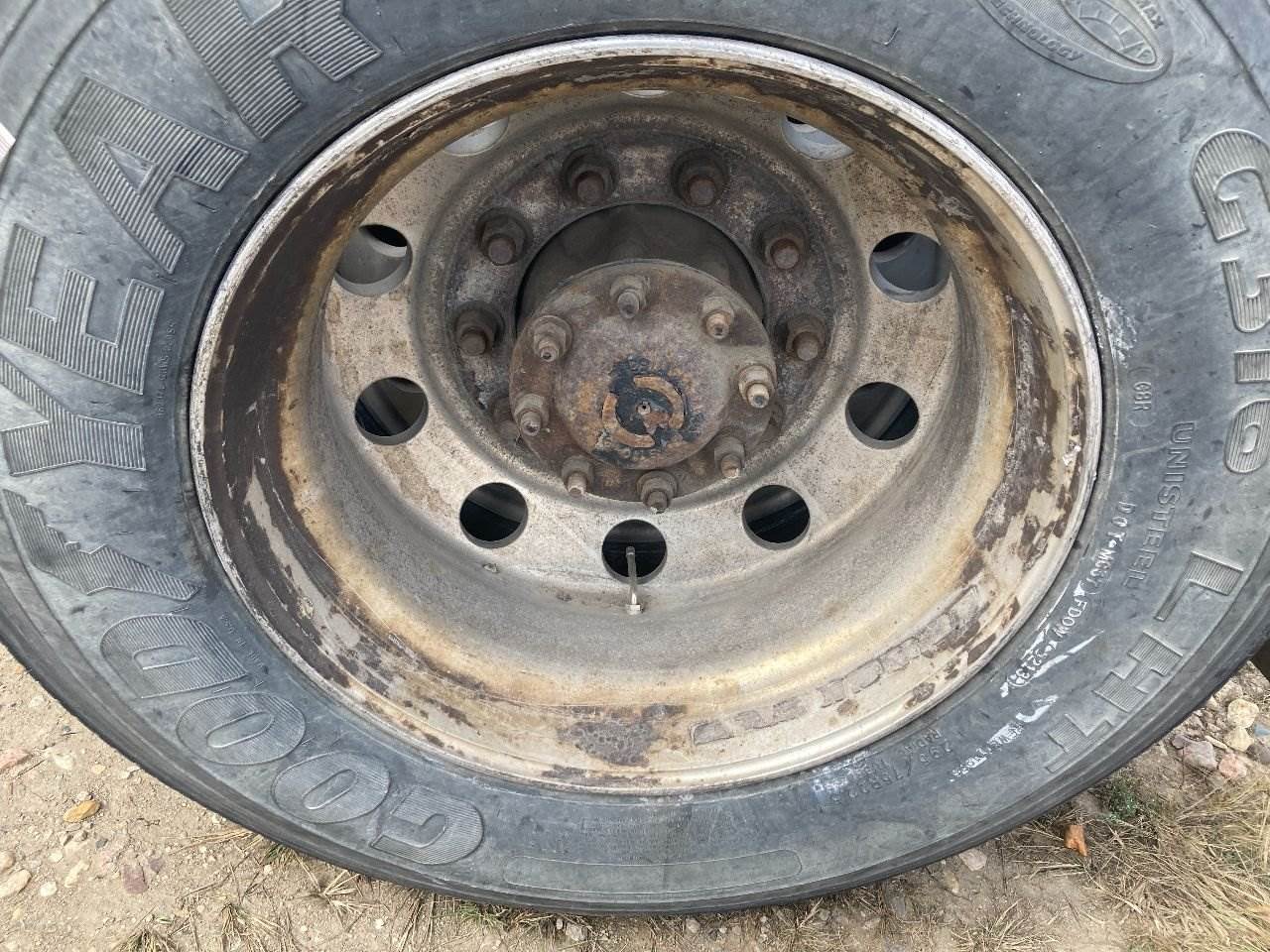 2012 PILOT 22.5 ALUM Tire & Rim for a Freightliner Cascadia For Sale | Spencer, IA | 25526025 ...