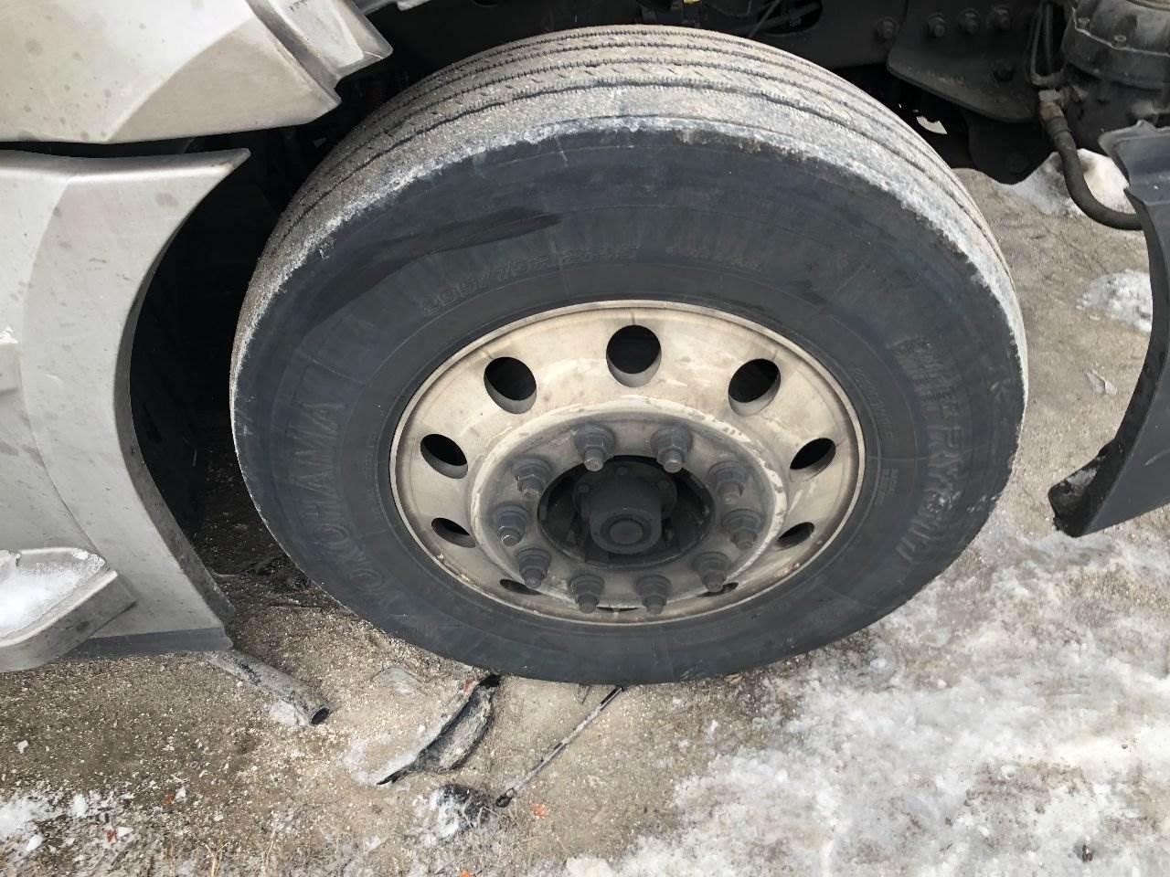 2018 PILOT 22.5 ALUM Tire & Rim for a Freightliner Cascadia For Sale ...