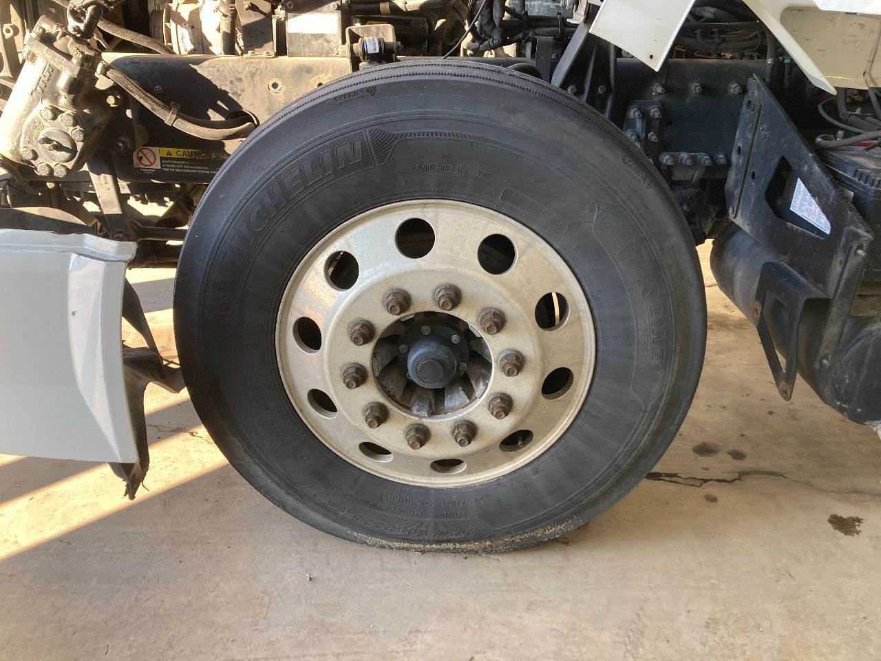 2016 PILOT 22.5 ALUM Tire & Rim for a Volvo VNL For Sale | Winimac, IN | 25599576 ...
