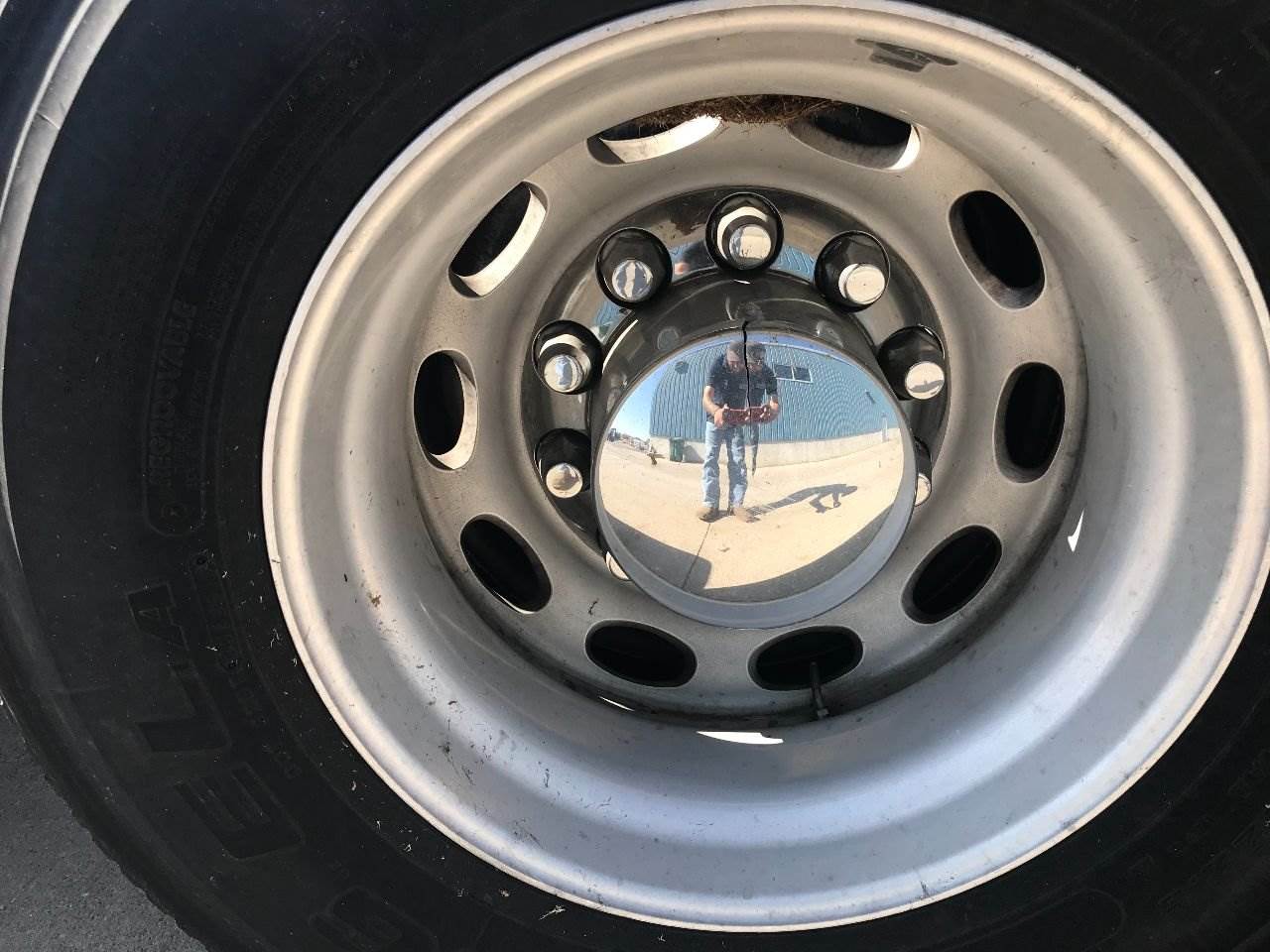 2007 PILOT 22.5 ALUM Tire & Rim for a Peterbilt 387 For Sale | Kansas City, MO | 25525040 ...