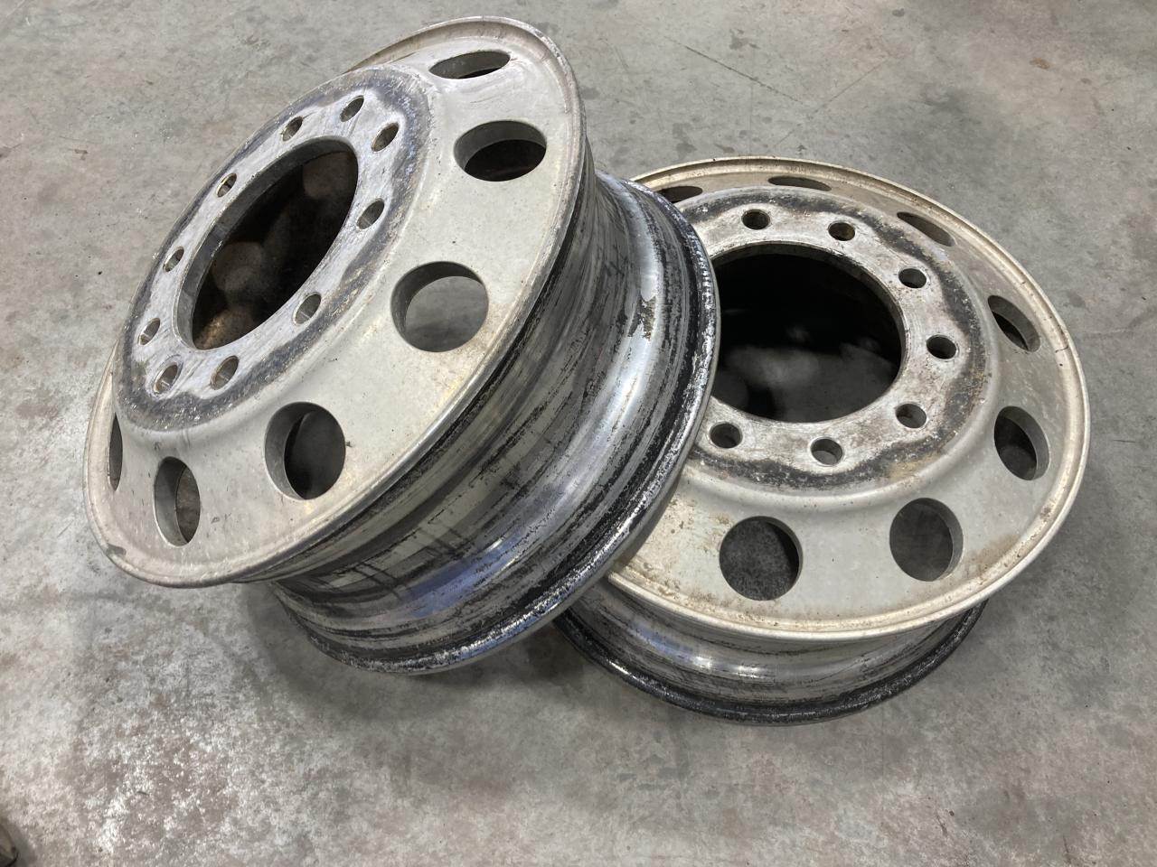 2019 PILOT 22.5 ALUM Tire & Rim for a Freightliner Cascadia For Sale ...