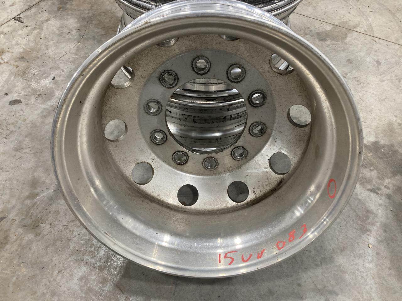 2015 PILOT 22.5 ALUM Tire & Rim for a Volvo VNL For Sale | Spencer, IA | 25610491 ...