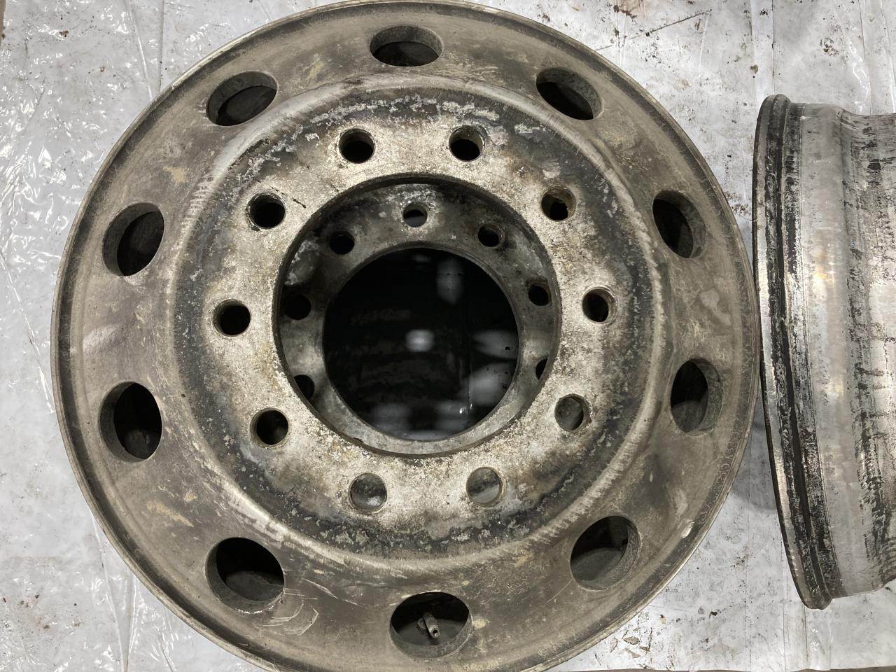 1997 PILOT 22.5 ALUM Tire & Rim for a Freightliner Classic XL For Sale | Spencer, IA | 25624777 ...