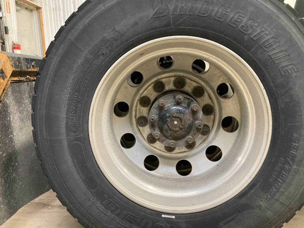 2012 PILOT 22.5 ALUM Tire & Rim for a Freightliner Cascadia For Sale | Winimac, IN | 25544996 ...
