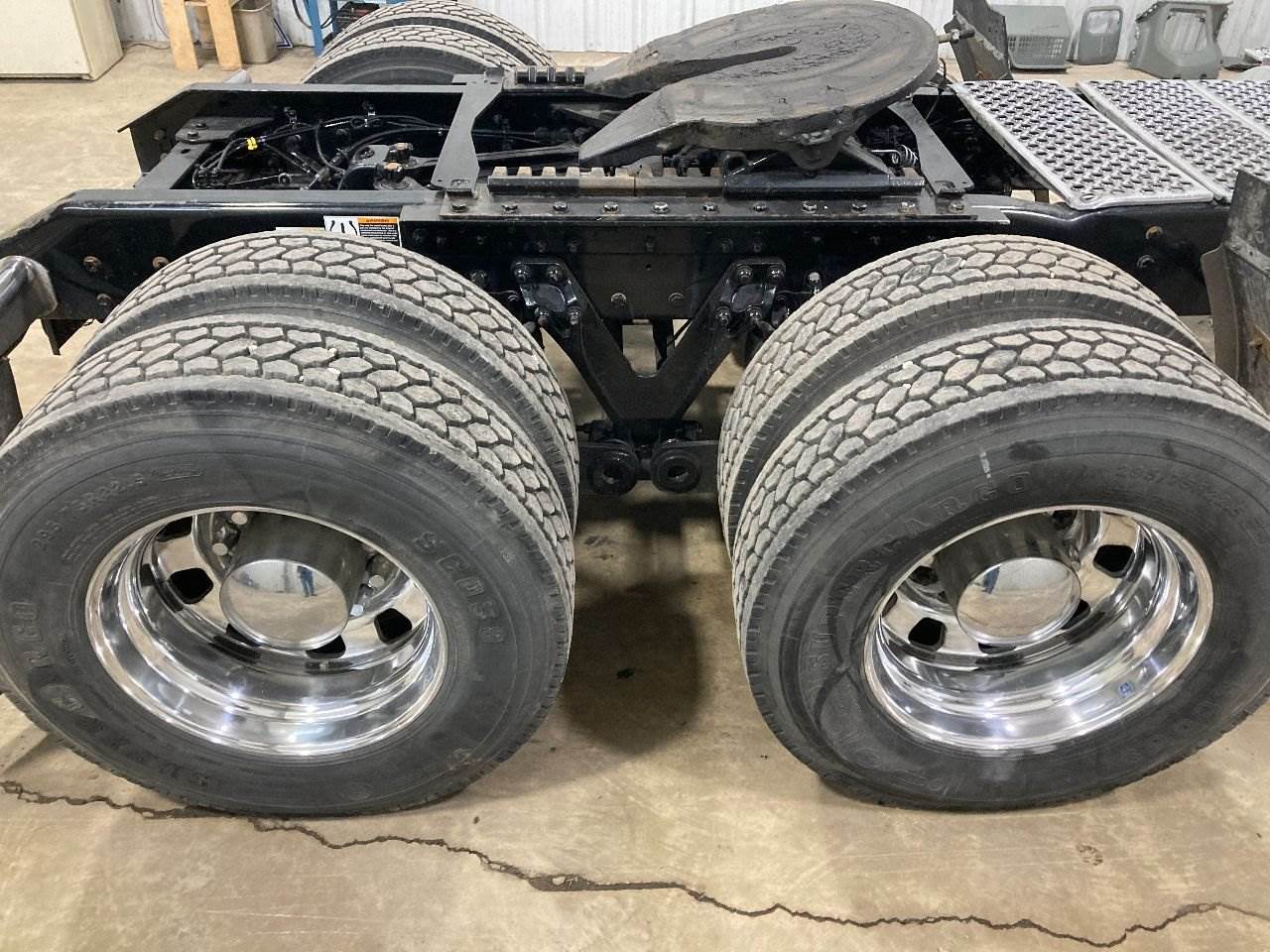 2021 PILOT 22.5 ALUM Tire & Rim for a Kenworth T880 For Sale | Winimac, IN | 25614043 ...