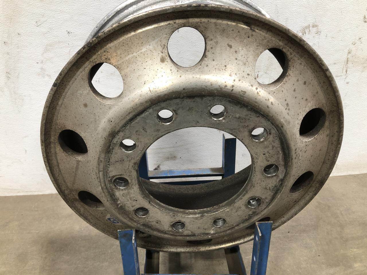 2015 PILOT 22.5 ALUM Tire & Rim for a Volvo VNL For Sale | Sioux Falls, SD | 25625452 ...