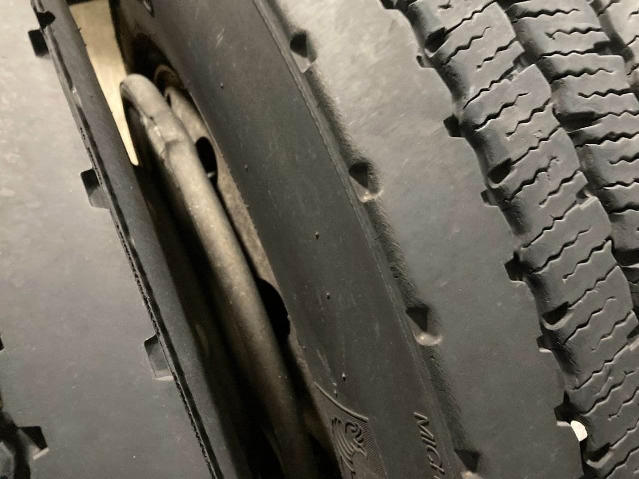 2012 PILOT 22.5 ALUM Tire & Rim for a Freightliner Cascadia For Sale | Winimac, IN | 25581359 ...