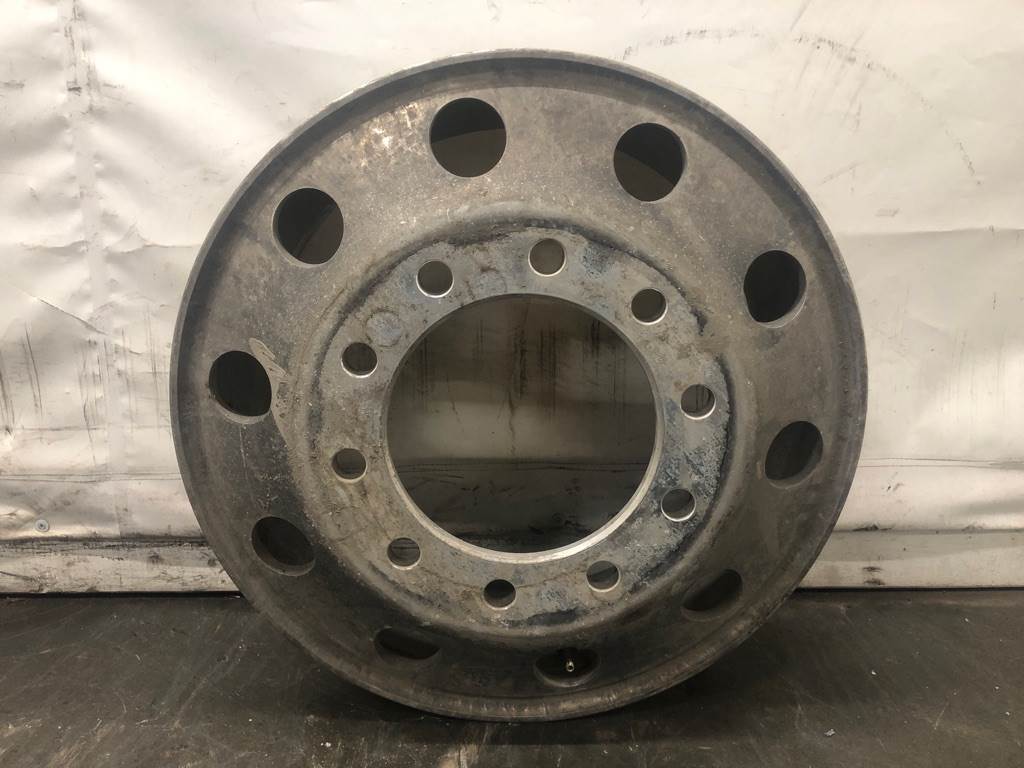 2021 PILOT 22.5 ALUM Tire & Rim for a International LT For Sale | Council Bluffs, IA | 25620556 ...
