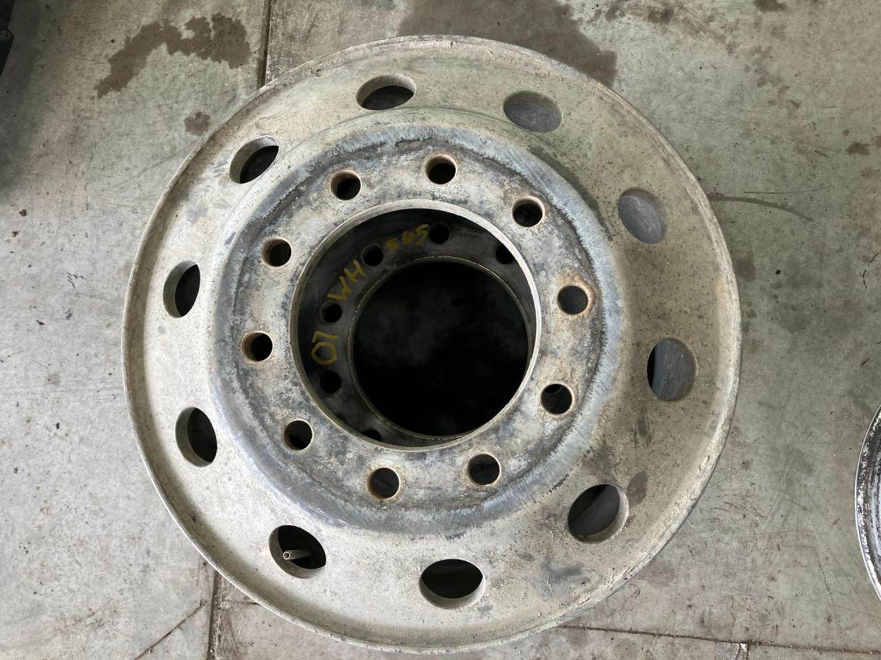 2007 PILOT 22.5 ALUM Tire & Rim for a Freightliner Columbia 120 For Sale | Spencer, IA ...