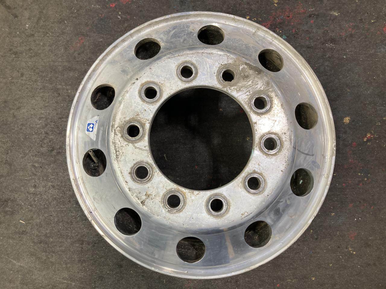 2018 PILOT 22.5 ALUM Tire & Rim for a Kenworth T680 For Sale | Kansas City, MO | 25657796 ...