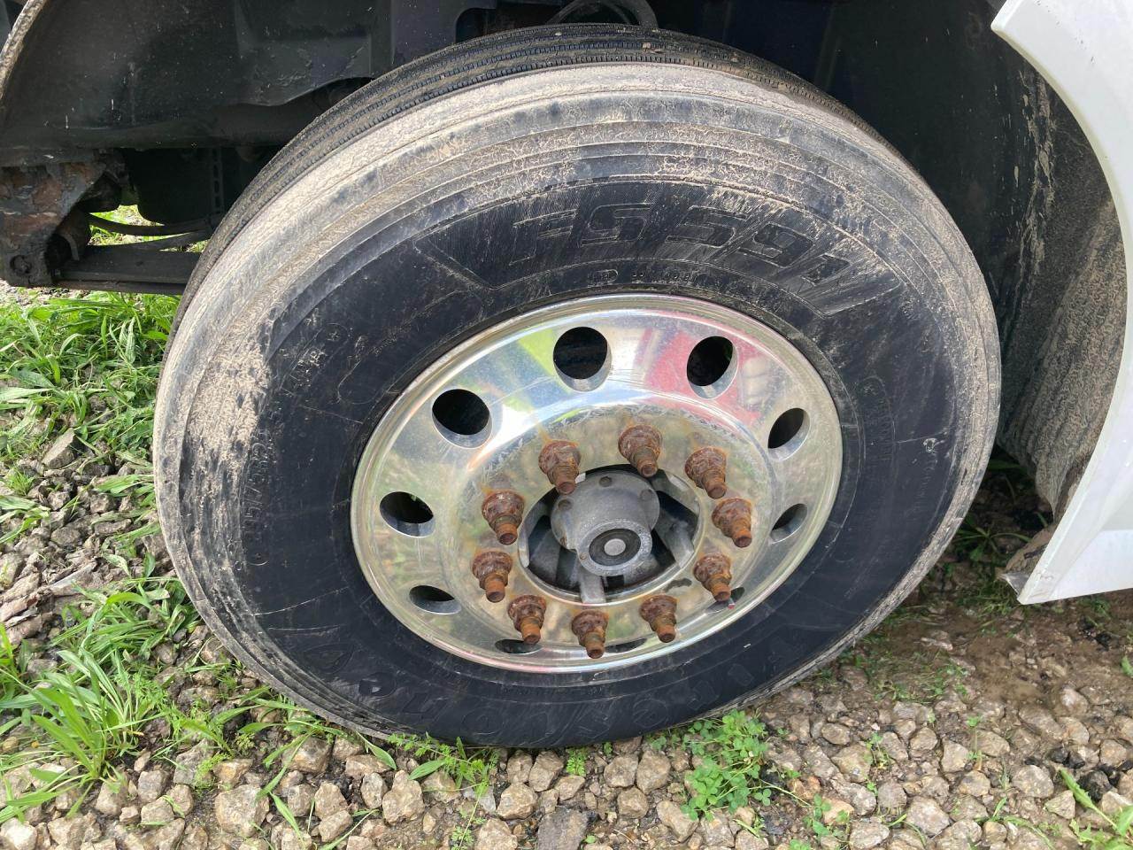 2006 PILOT 22.5 ALUM Tire & Rim for a Volvo VNL For Sale | Spencer, IA | 25660390 ...