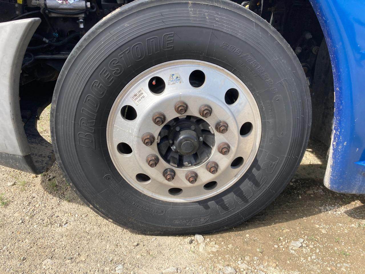 2017 PILOT 22.5 ALUM Tire & Rim for a Freightliner Cascadia For Sale | Spencer, IA | 25662498 ...
