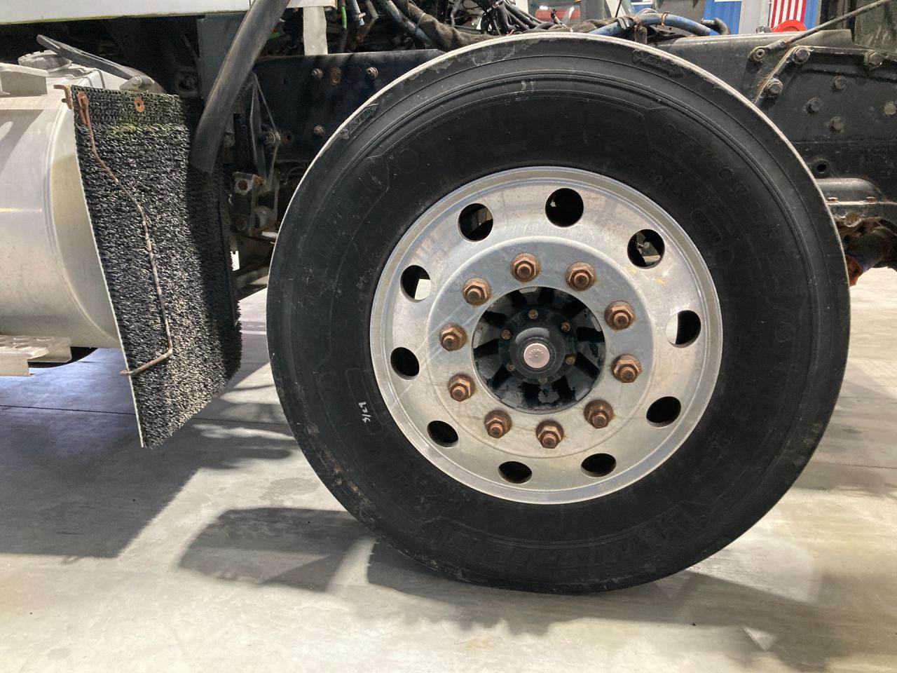 2007 PILOT 22.5 ALUM Tire & Rim for a Kenworth T800 For Sale | Winimac, IN | 25672290 ...