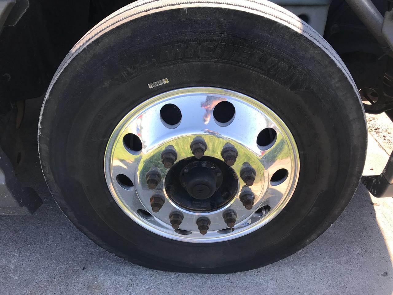 2017 PILOT 22.5 ALUM Tire & Rim for a International Prostar For Sale | Kansas City, MO ...