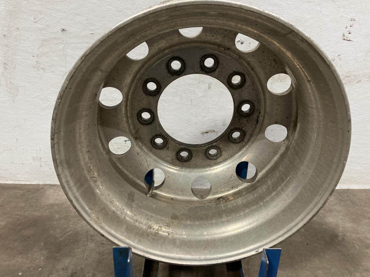 2016 PILOT 22.5 ALUM Tire & Rim for a Freightliner Cascadia For Sale | Sioux Falls, SD ...