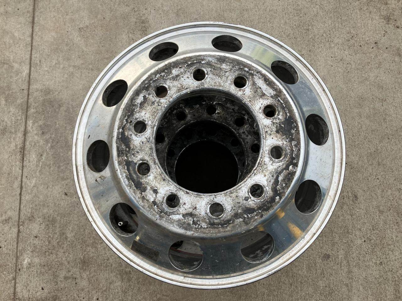 2015 PILOT 22.5 ALUM Tire & Rim for a Freightliner Cascadia For Sale | Spencer, IA | 25681195 ...