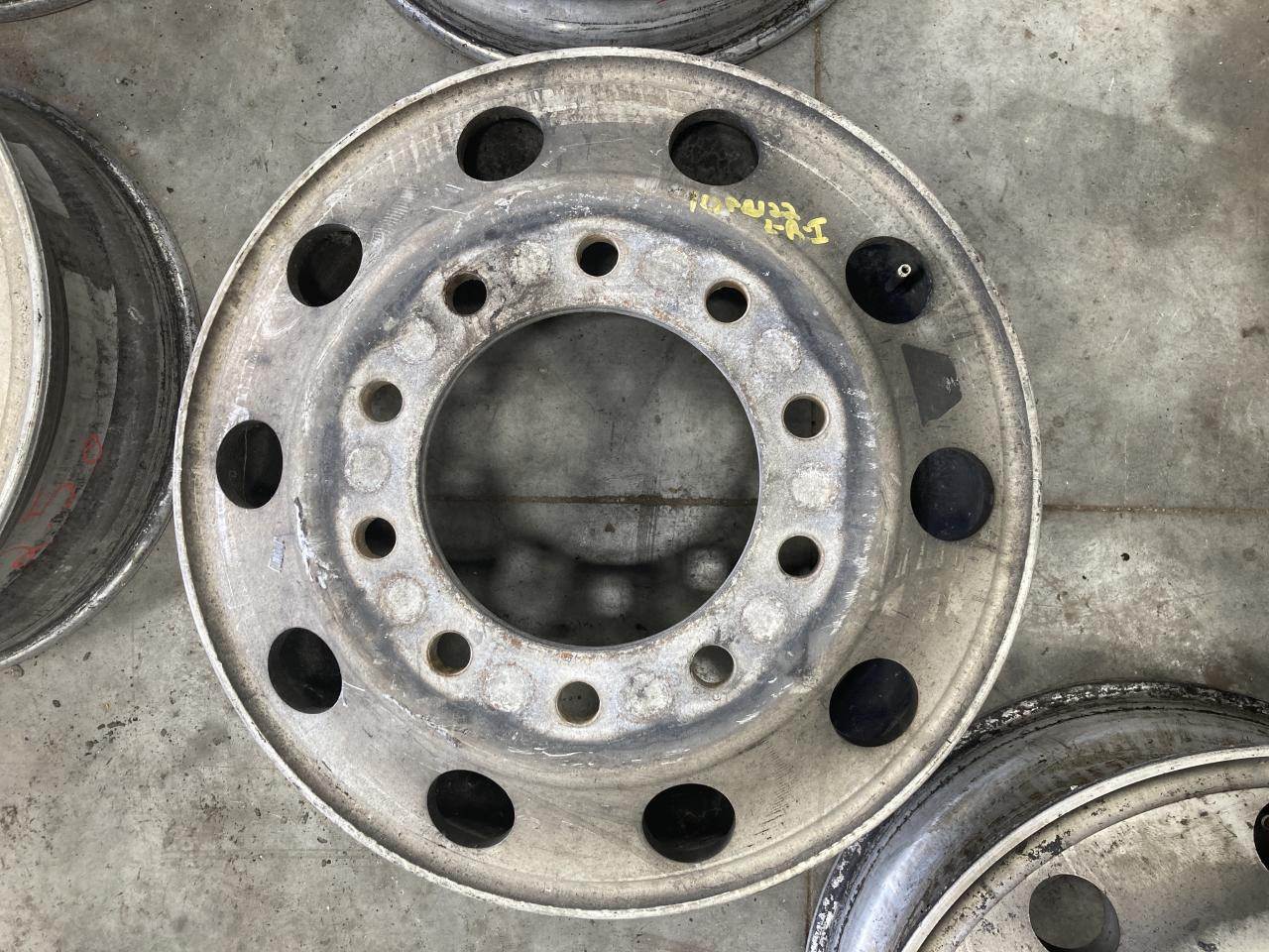 2010 PILOT 22.5 ALUM Tire & Rim for a Peterbilt 387 For Sale | Spencer, IA | 25687364 ...