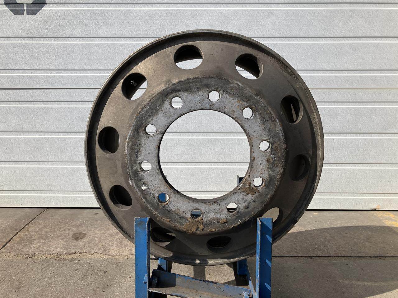 2005 PILOT 22.5 ALUM Tire & Rim for a Freightliner Classic XL For Sale ...