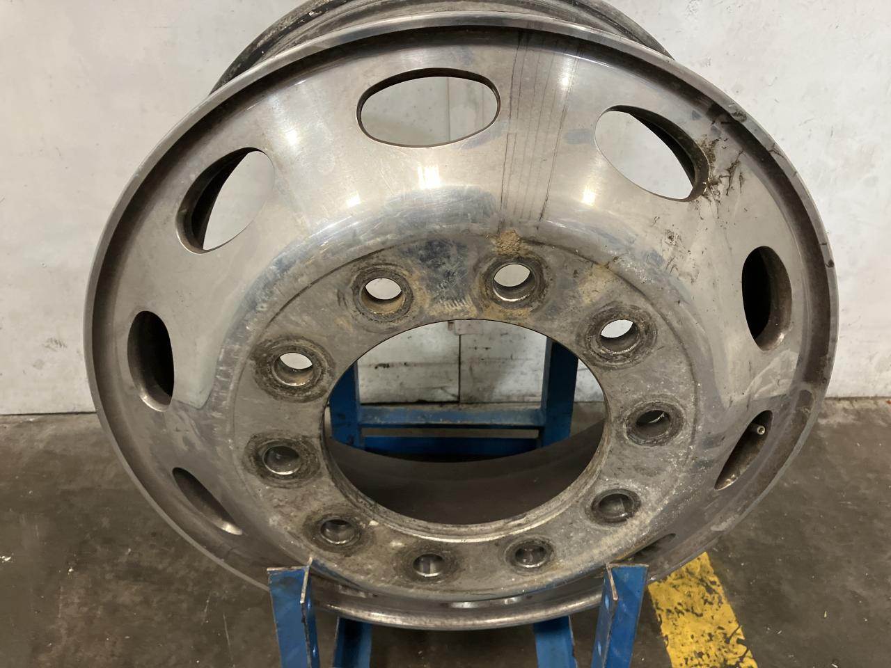 2022 PILOT 22.5 ALUM Tire & Rim for a Peterbilt 389 For Sale | Sioux Falls, SD | 25692358 ...