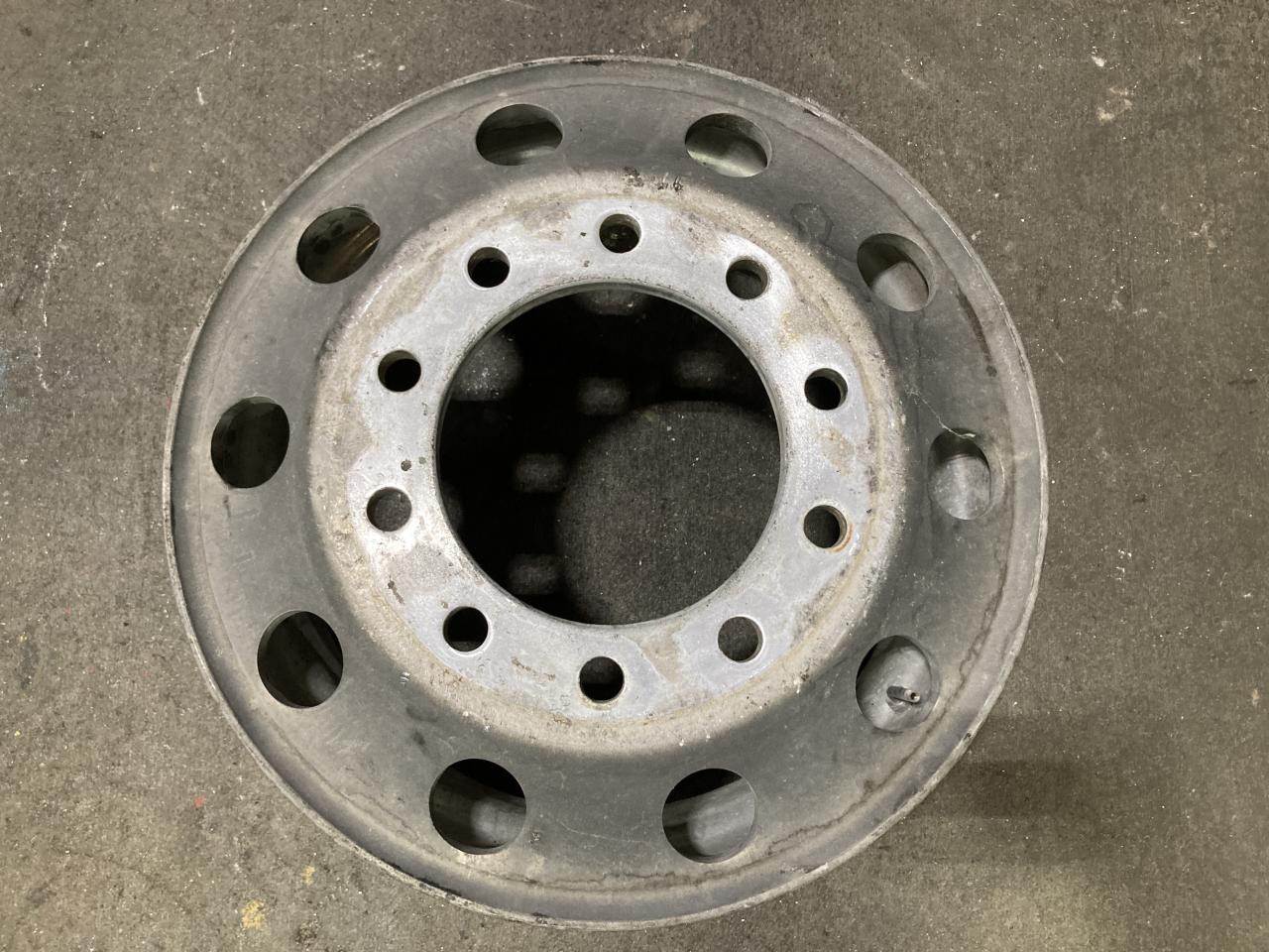 2017 PILOT 22.5 ALUM Tire & Rim for a Freightliner Cascadia For Sale | Kansas City, MO ...