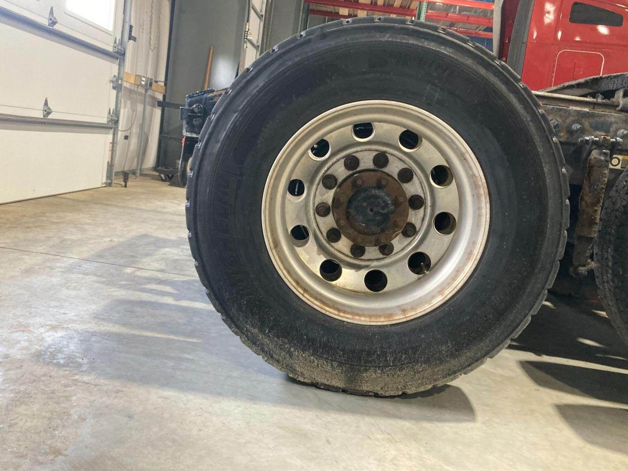 2017 PILOT 22.5 ALUM Tire & Rim for a Peterbilt 579 For Sale | Winimac, IN | 25688533 ...