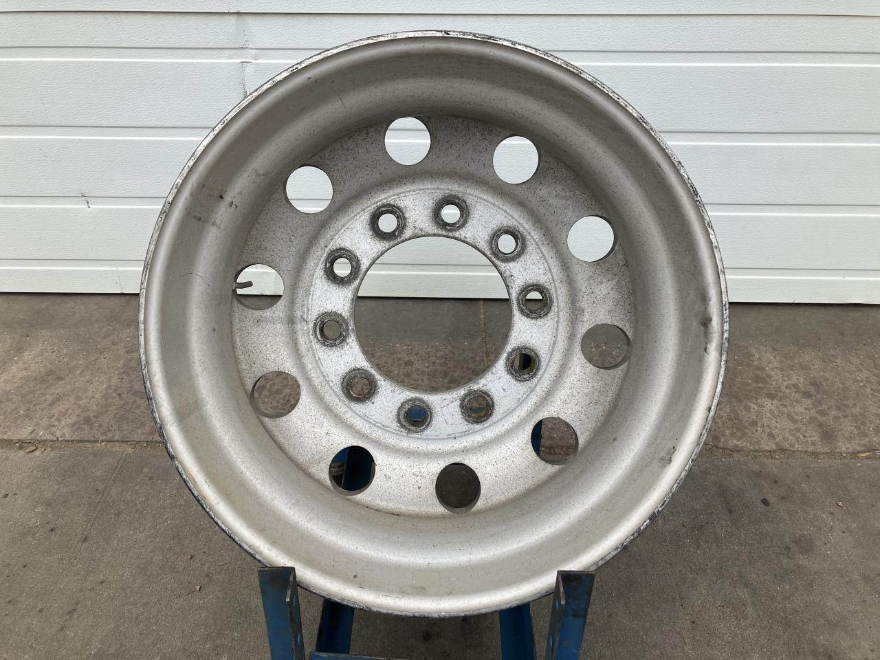 2019 PILOT 22.5 ALUM Tire & Rim for a Peterbilt 579 For Sale | Sioux Falls, SD | 25691976 ...