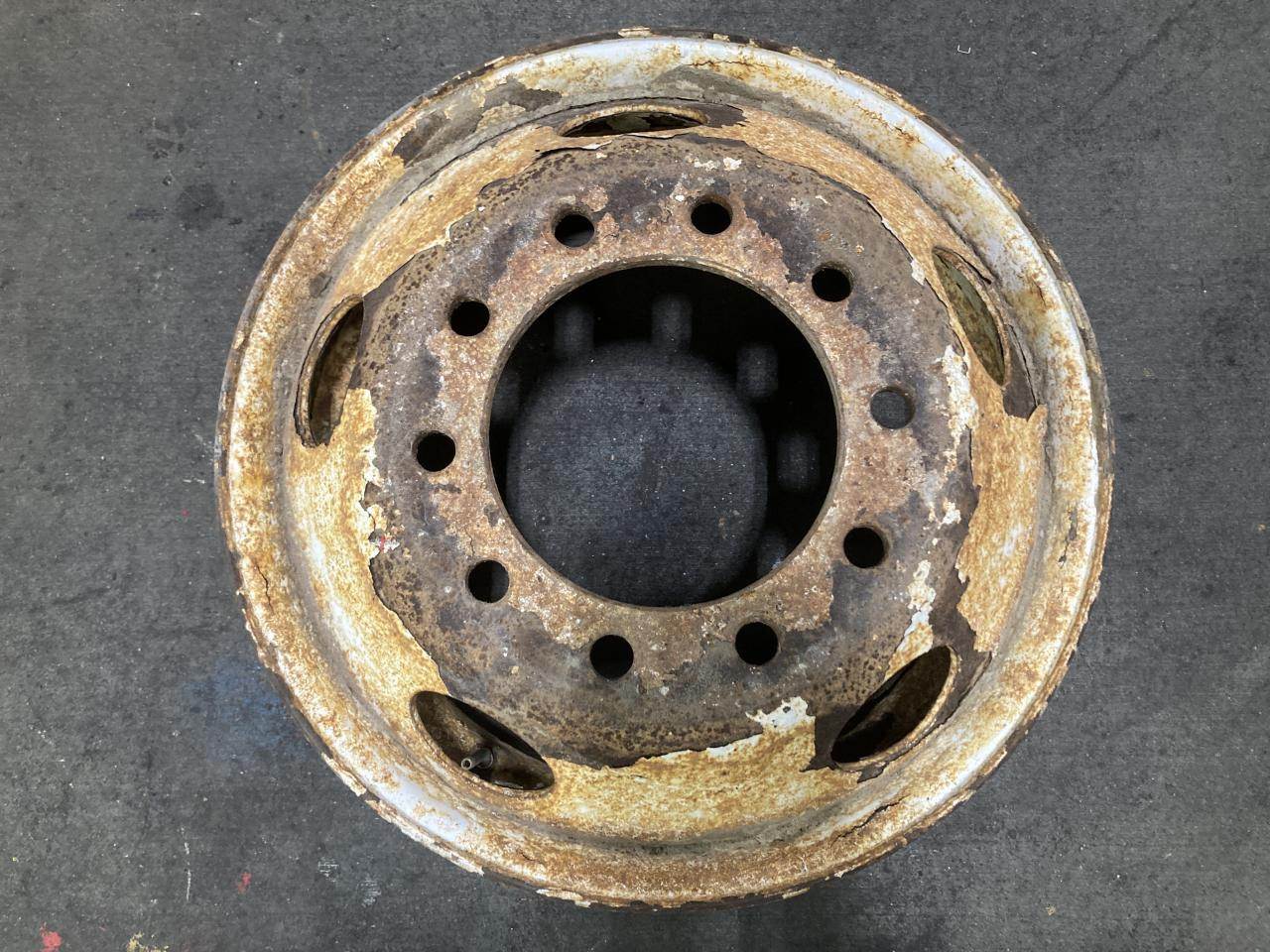 2005 PILOT 22.5 STEEL Tire & Rim for a International 7400 For Sale ...