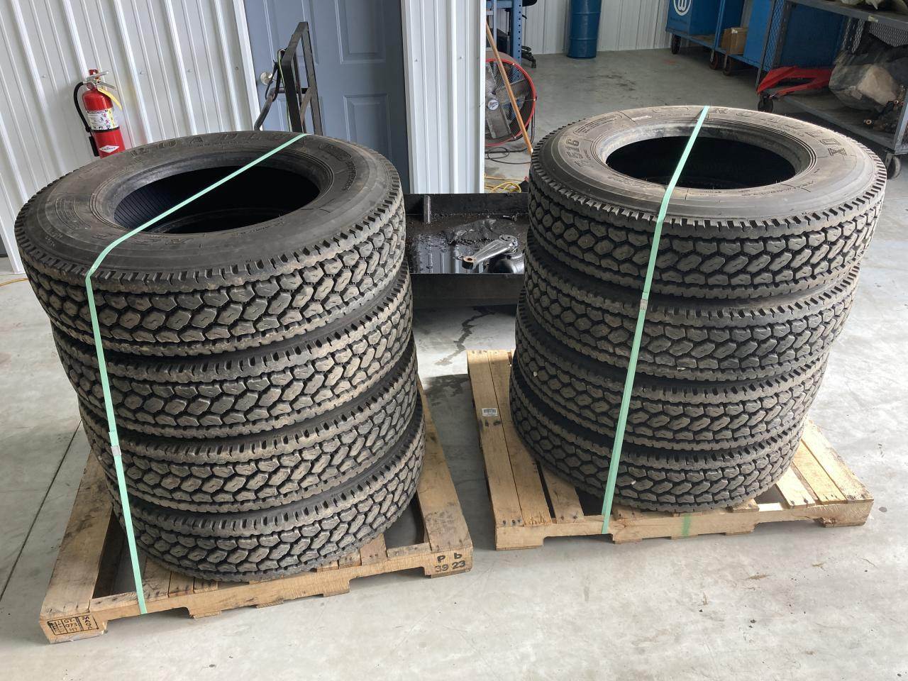 2018 Freightliner Cascadia Tire For Sale | Winimac, IN | 25664244 ...