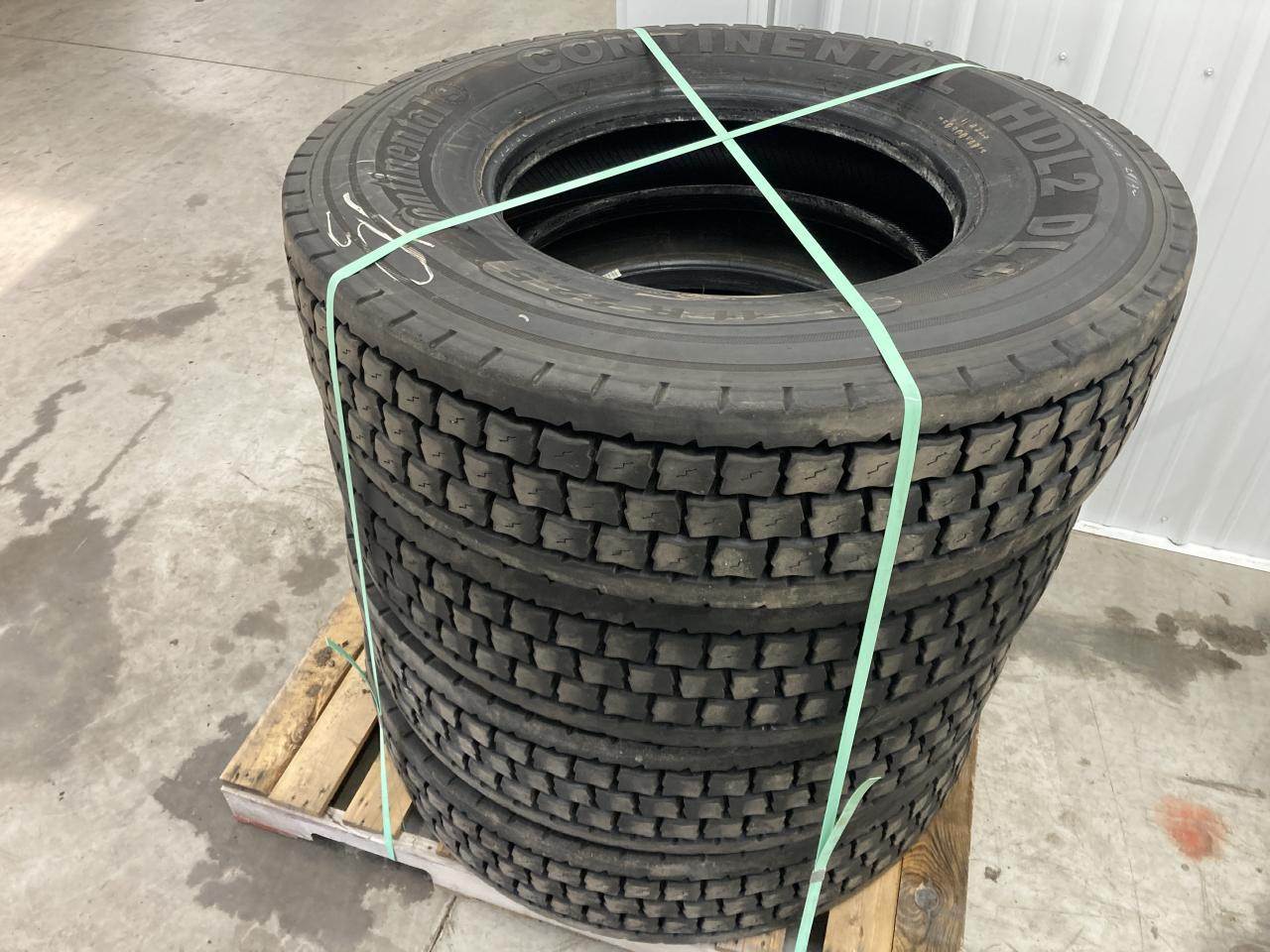 2022 Freightliner Cascadia Tire For Sale | Council Bluffs, IA ...