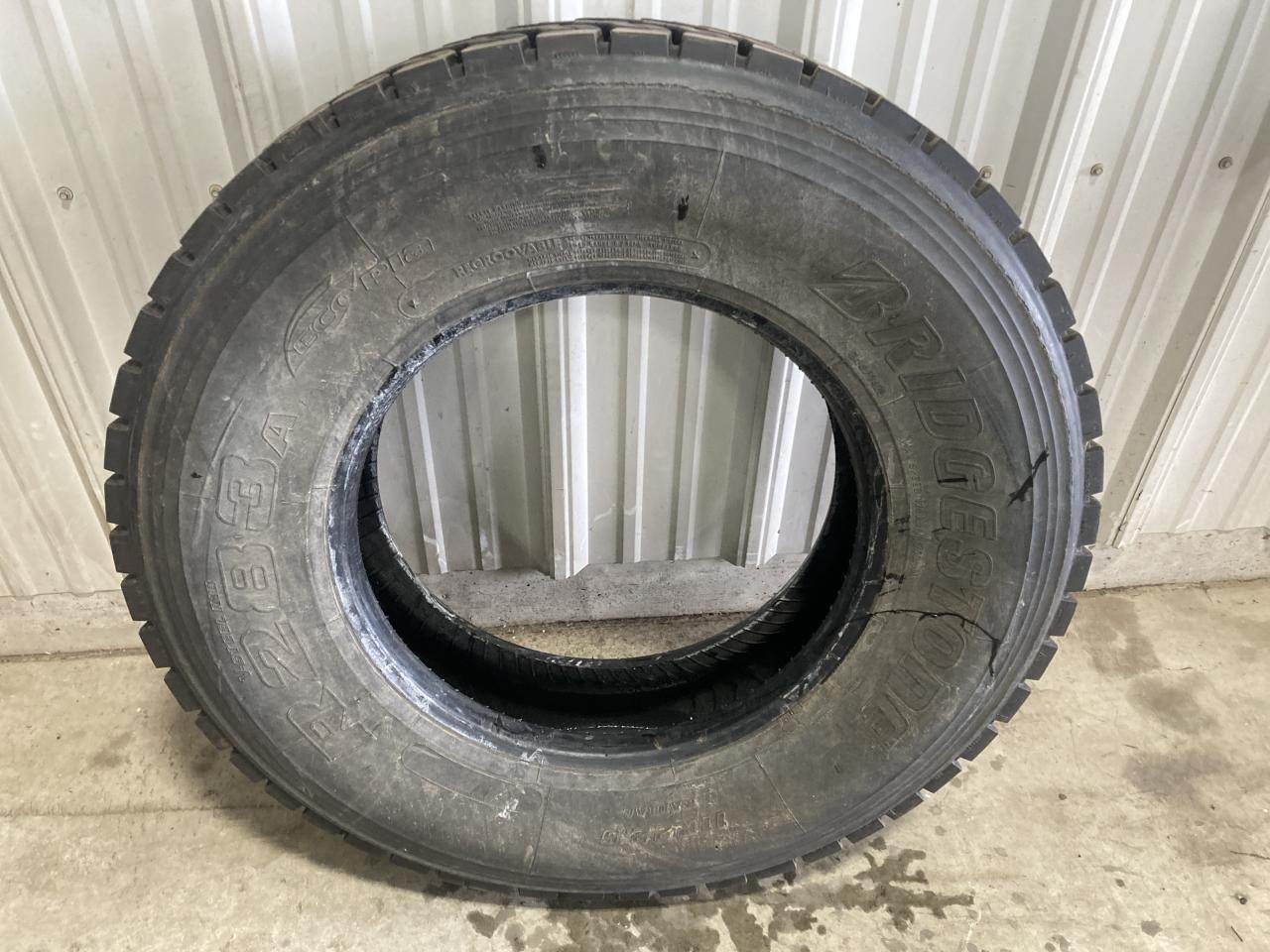 2009 Freightliner M2 106 Tire For Sale | Sioux Falls, SD | 25675901 ...