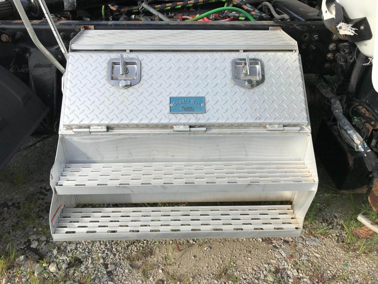 2017 Merritt 223 Tool Box for a Freightliner Cascadia For Sale | Des ...