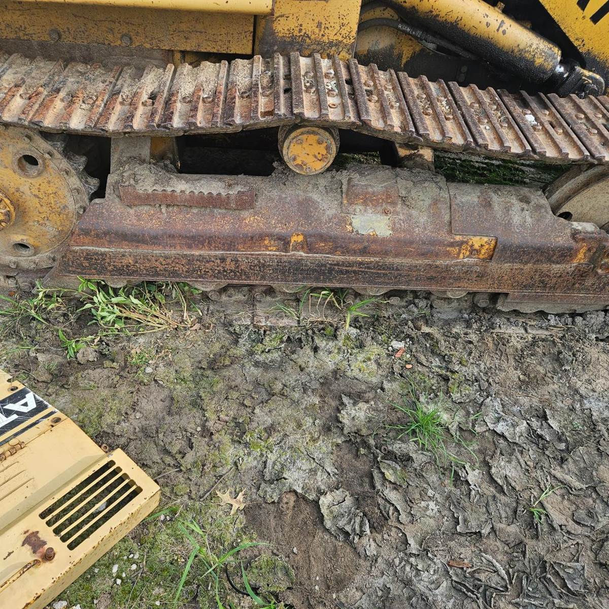 1989 Caterpillar 931C Track Frame For Sale | Winimac, IN | 8Y-1027 ...
