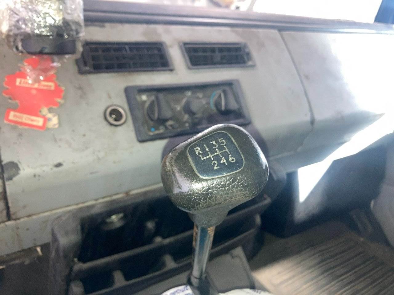 2000 Eaton FS6406A Transmission Shift Lever for a Freightliner FL70 For ...