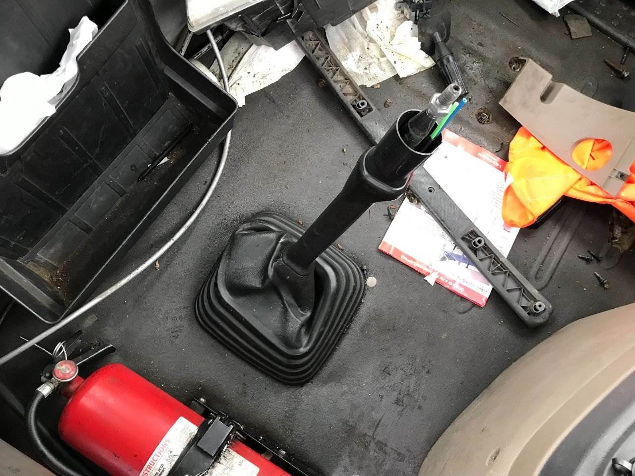 2012 Fuller FRO15210B Transmission Shift Lever for a Freightliner ...