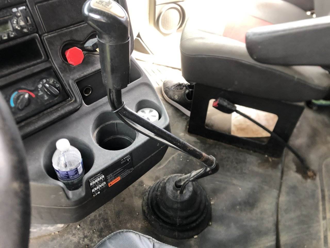 2014 Fuller FROF15210C Transmission Shift Lever for a International ...