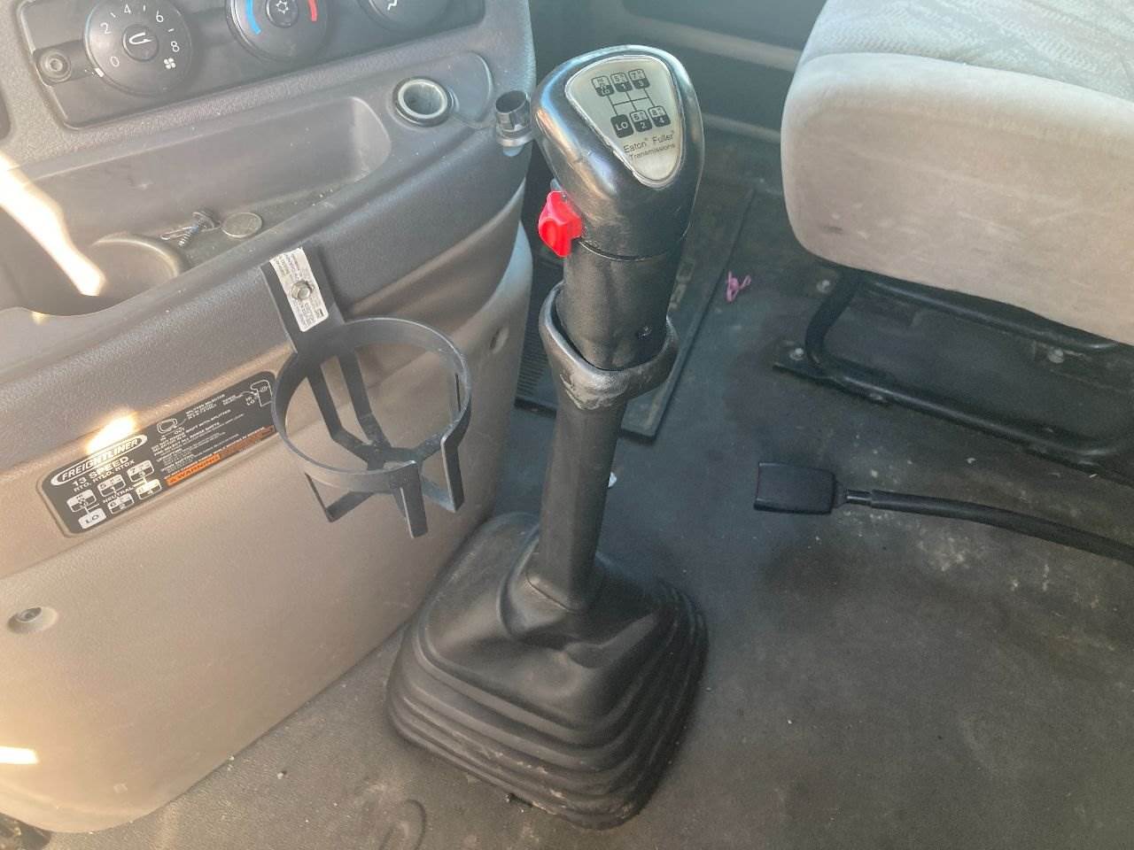 2013 Fuller RTLO18913A Transmission Shift Lever for a Freightliner ...