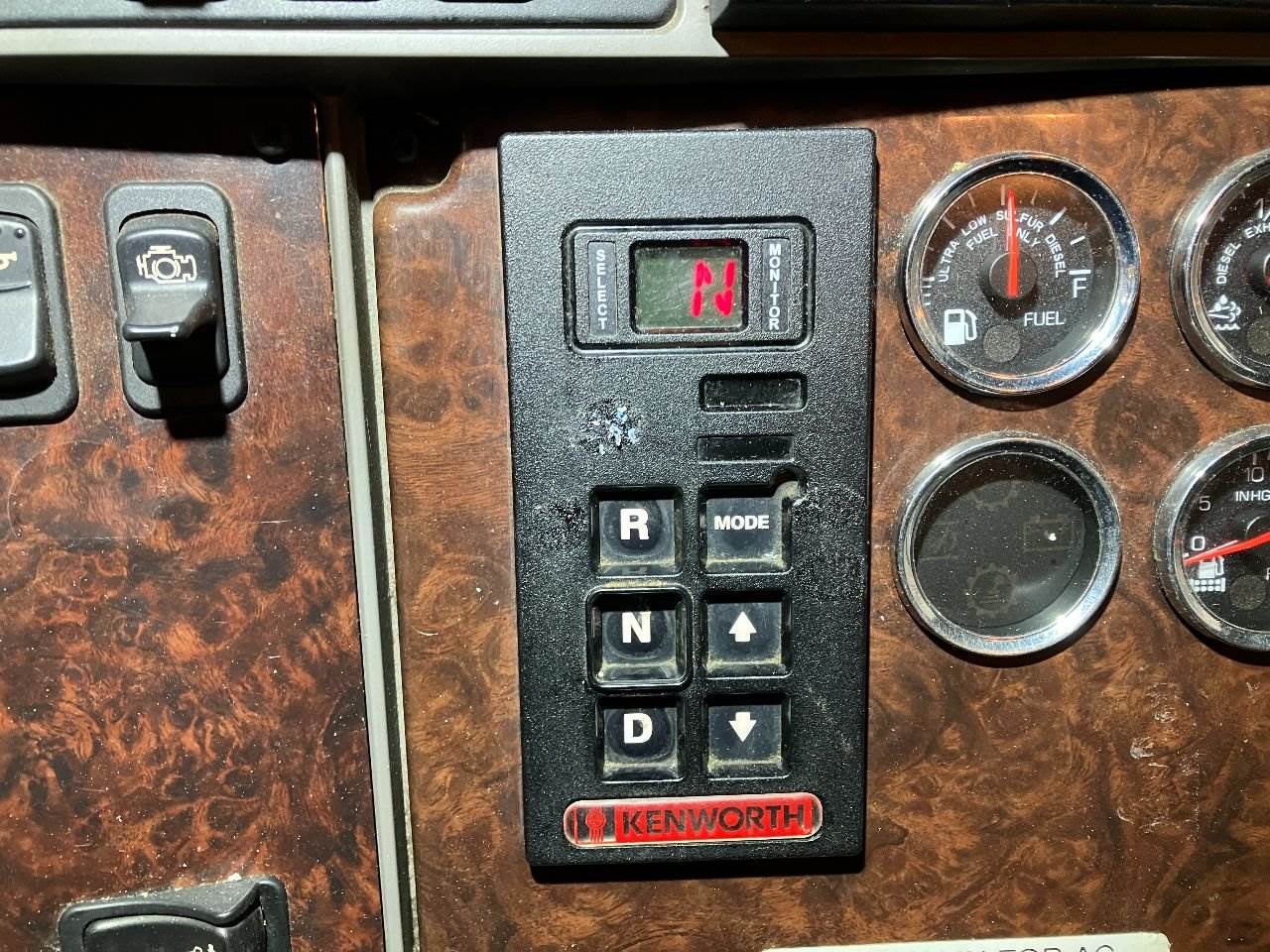 2013 Allison 2500 RDS Transmission Shifter for a Kenworth T370 For Sale ...