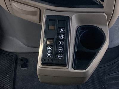 2018 Fuller FAO16810S-EP3 Transmission Shifter for a Peterbilt 579 For ...