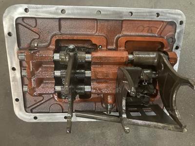 1995 Fuller RTX14710C Transmission for a Kenworth T800 For Sale | Sioux ...