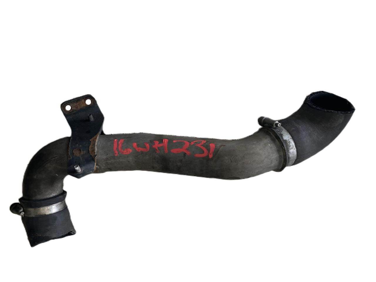 2016 Detroit DD13 Water Transfer Tube for a Freightliner Cascadia For ...