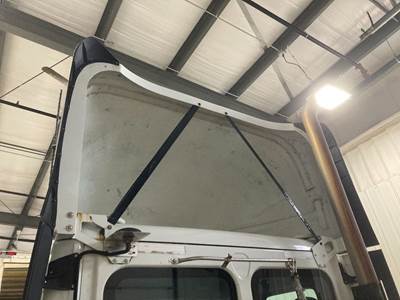 2014 Freightliner Cascadia Wind Deflector For Sale | Winimac, IN ...