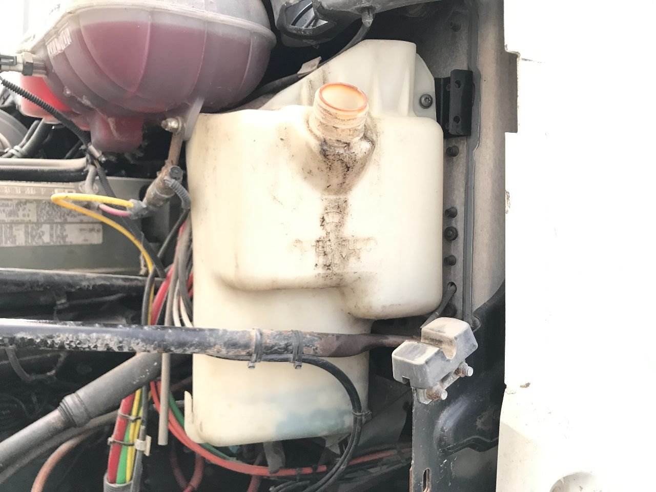 2004 Freightliner Columbia 120 Windshield Washer Reservoir For Sale ...