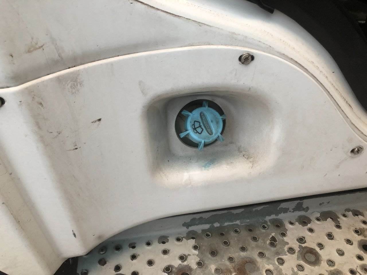 2004 Freightliner M2 106 Windshield Washer Reservoir For Sale | Council ...