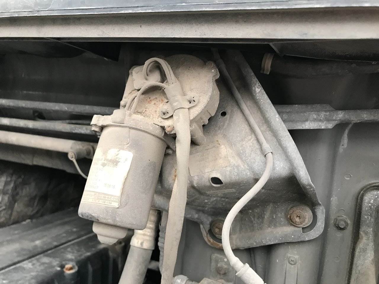 2007 Volvo VNM Windshield Wiper Motor For Sale | Council Bluffs, IA ...