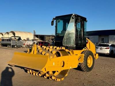 2011 Caterpillar CS44 Vibratory Soil Compactor For Sale, 3,497 Hours ...